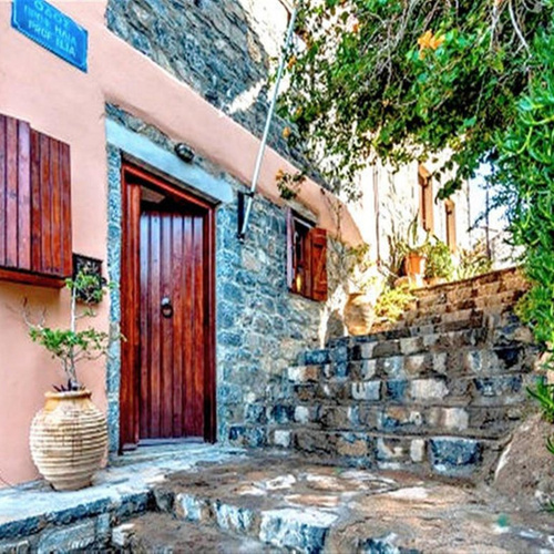 Коттедж Traditional Homes Of Crete, (Элунда) , цены на номера от 16425 ...