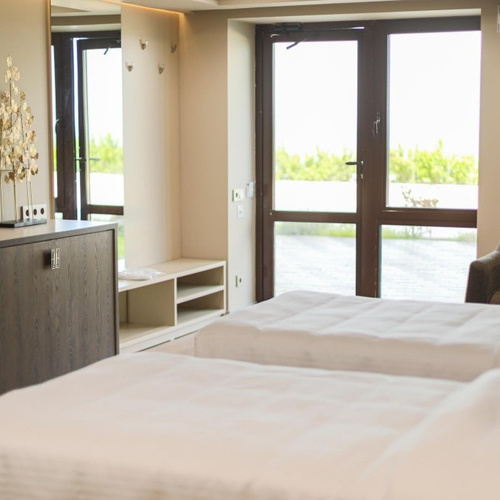 Atlas Hall (Атлас Холл) 4*, (Махачкала) , цены 2024 от 4968 руб, отзывы ...