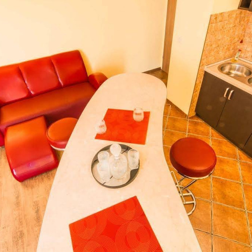 Red Apartment, (Вроцлав) , цены на номера от 5500 руб, отзывы, фото ...