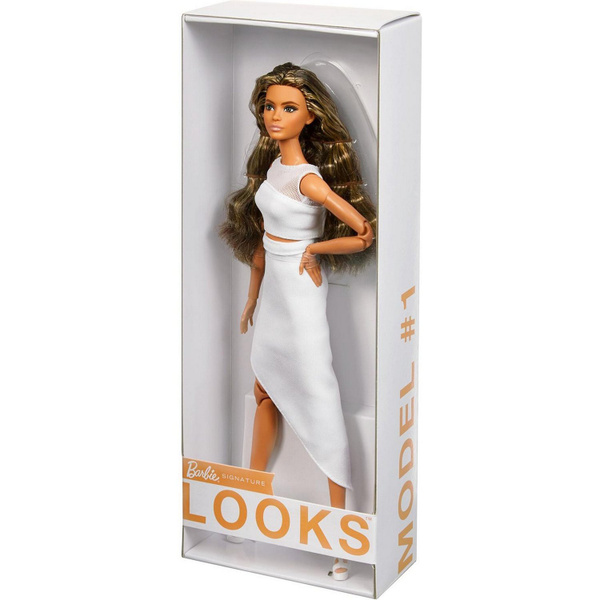 Кукла Barbie Looks Брюнетка GTD89 - купить с доставкой по выгодным ...