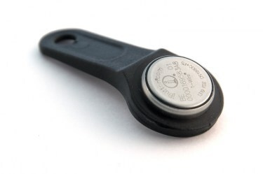 Электронный ключ НЕ ПЕРЕЗАПИСЫВАЕМЫЙ Touch Memory iButton TDS-1990A-F5 с держателем ( комплект ...