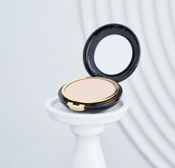 Etre Belle Compact Powder Компактная пудра для лица, цвет фарфор ...