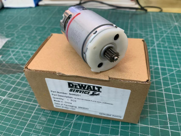 Двигатель (мотор) для шуруповерта DeWalt DCD700, DCD701 DCD710 N075847 ...