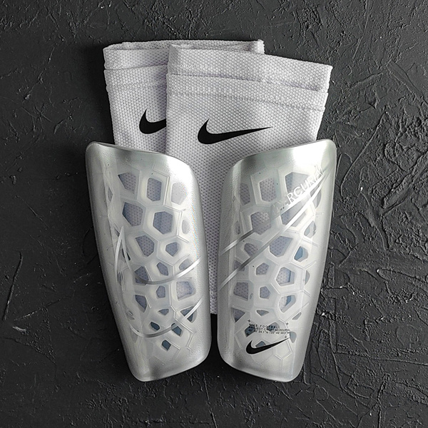 Щитки футбольные Nike Mercurial Lite, белый-серый - купить с доставкой ...