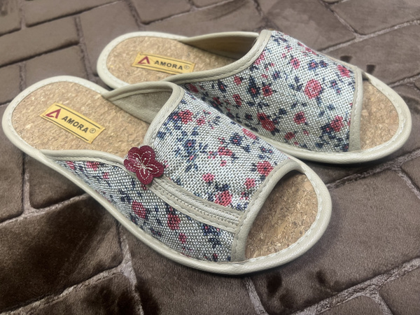 Тапочки AMORA - купить с доставкой по выгодным ценам в интернет-магазине OZON (1609946844)