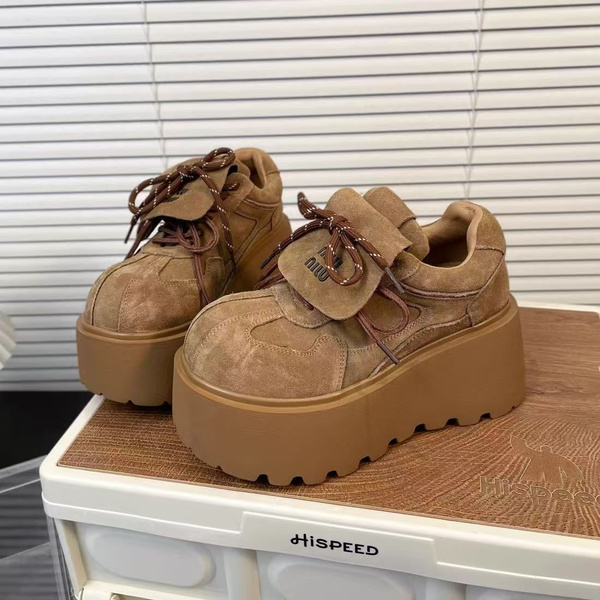 Кроссовки Женский Miu Miu Воловья кожа Бодибилдинг размер 39 Демисезон Шнурки Италия Шнуровка