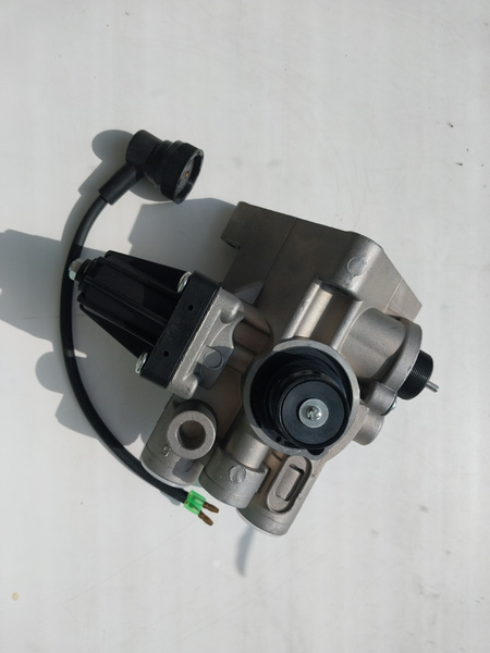 Осушитель воздуха тип WABCO, 24V (3 выхода, без фильтра) 4324106002 ...