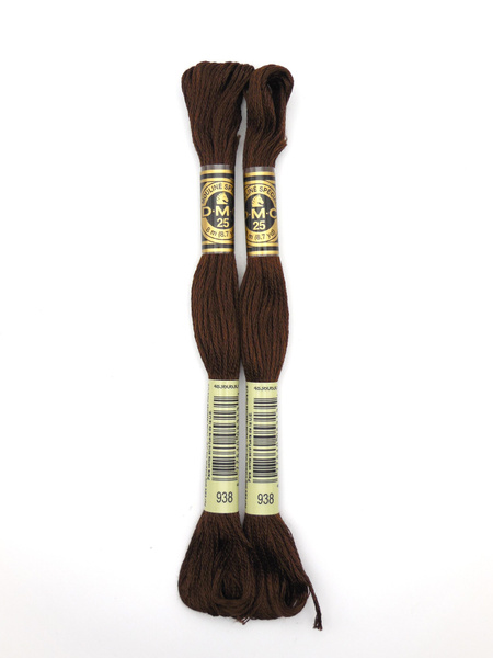 Мулинe DMC цвет 938 (2 шт.) купить на OZON по низкой цене (1787809410)