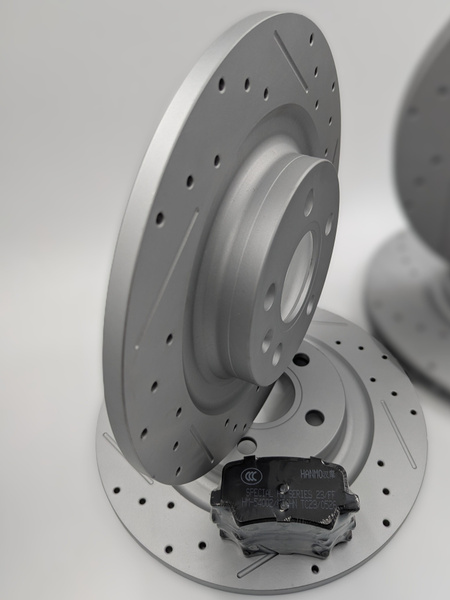 Диски тормозные + колодки задние комплект для Geely Tugella, UIDNU ...