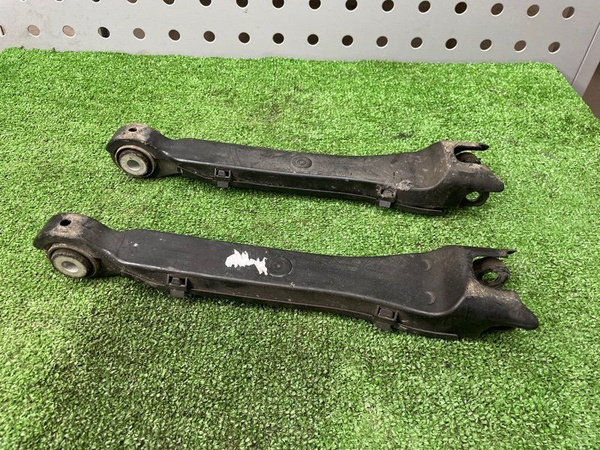 Рычаги подвески нижние Mercedes-Benz Glс-Clаss C253 250 D 2018 задн. (б ...