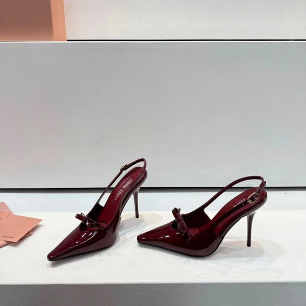 Сандалии Miu Miu купить с доставкой по выгодным ценам в интернет магазине Ozon 1463354491