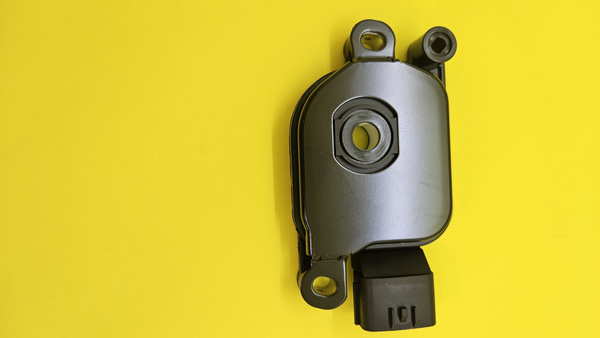 Датчик положения селектора АКПП KIA Sportage III 2010-> 427003B010 ...