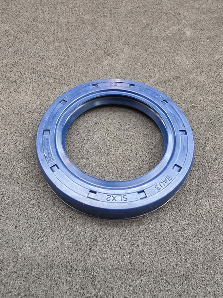 Сальник 35-52-7 BAU3SLX2 CFW 526079 купить на OZON по низкой цене ...