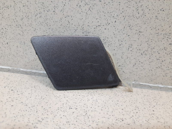 Заглушка буксировочного крюка Bmw 5-Series F10 б/у с пробегомкупить c ...