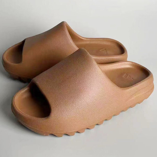 Тапочки adidas x Yeezy Slide - купить с доставкой по выгодным ценам в ...