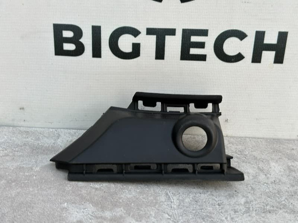 Накладка переднего бампера левая Mercedes Benz A1178857700 купить по ...