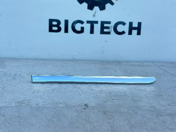 Молдинг переднего левого крыла Mercedes Benz A2216903980 купить по ...