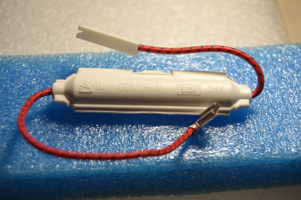 Предохранитель FUSE 0,75A 5kV СВЧ в сборе - купить с доставкой по ...