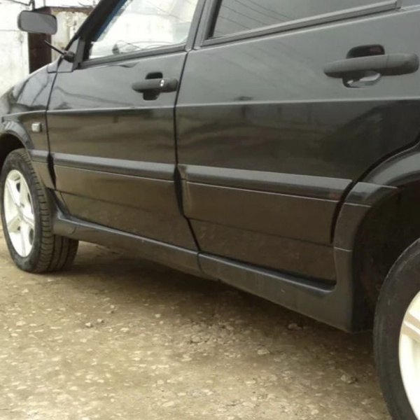 Молдинги дверей на ВАЗ 2114, 2115 старого образца (широкие) в цвет ...