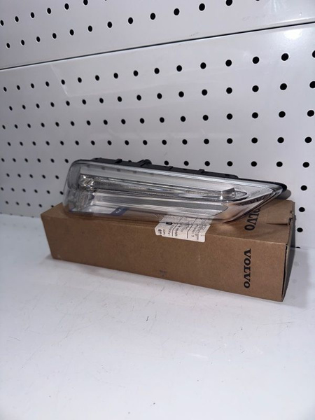 Указатель поворота Volvo купить по выгодной цене в интернет-магазине ...