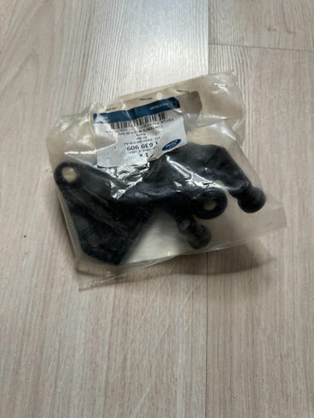 Ford 1 639 909 Ролик сдвижной двери верхний правая сторона - Ford арт ...