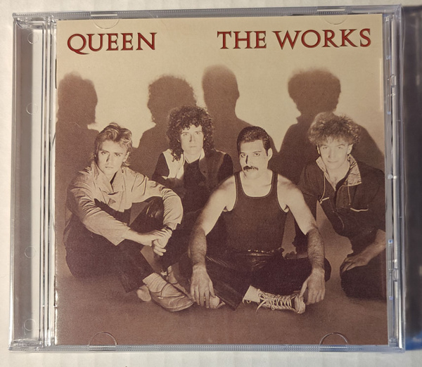 Компакт-диск Queen - The Works (CD) купить на OZON по низкой цене ...