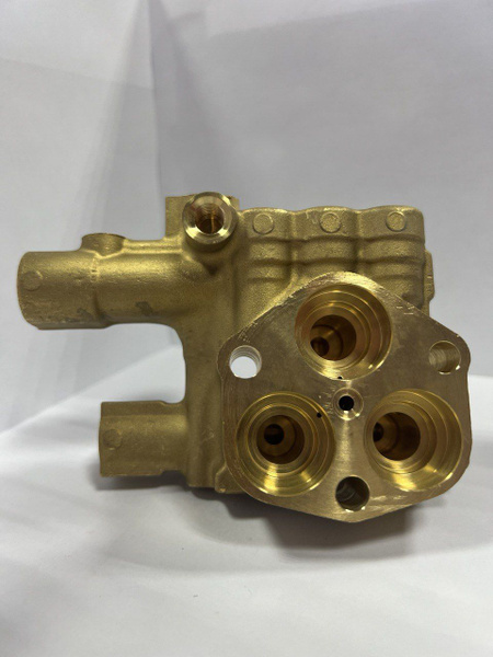 Головка насоса для мойки высокого давления BOSCH GHP 5-75 X F016L72170 ...