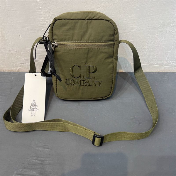 C.P. COMPANY Сумка на плечо - купить с доставкой по выгодным ценам в ...