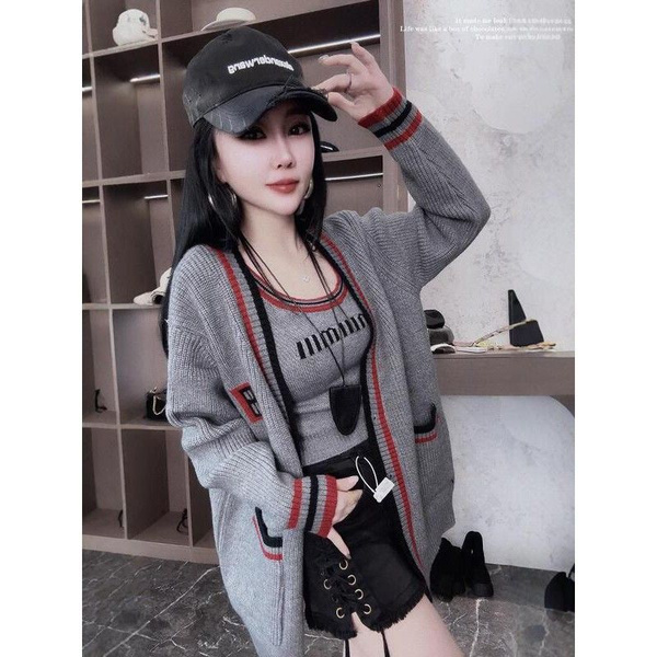 Свитер Miu Miu купить на Ozon по низкой цене 1747568694