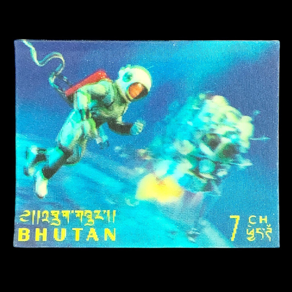 Характеристики Почтовая марка Бутан (стерео) "Исследование космоса. Полеты на Луну. Космонавт ...