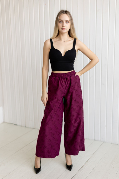 Брюки Женский UPTREND палаццо фиолетовый Повседневный, размер 44 свободный На любой сезон Россия ...