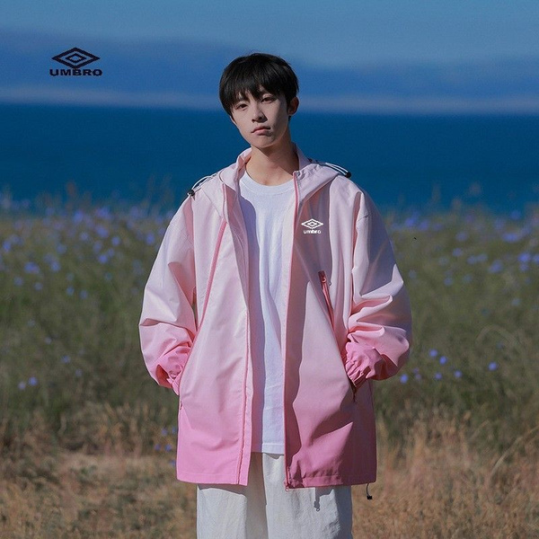 Ветровка Мужской, Женский UMBRO розовая пудра Полиэстер, размер 44, 46 На любой сезон облегающий ...