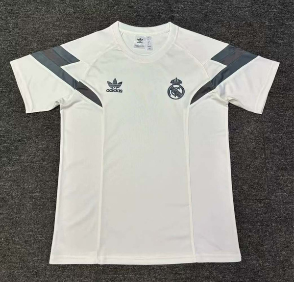 Форма футбольная 2425 Real Madrid Retro Special Edition купить на OZON ...