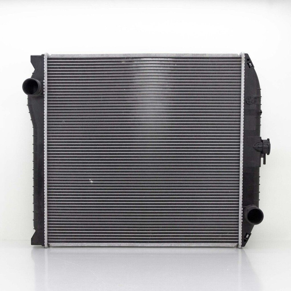 Радиатор двигателя HINO 500/RANGER/NISSAN MK37, пластиковый с заливной ...