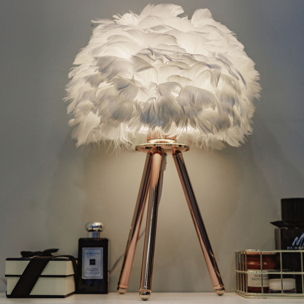 Лампа настольная В.М. Хоум Светильник с перьями_Настольное_Белый ...