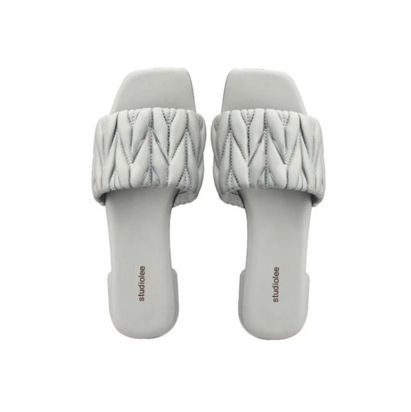 Шлепанцы Miu Miu Самые популярные модели купить с доставкой по выгодным ценам в интернет