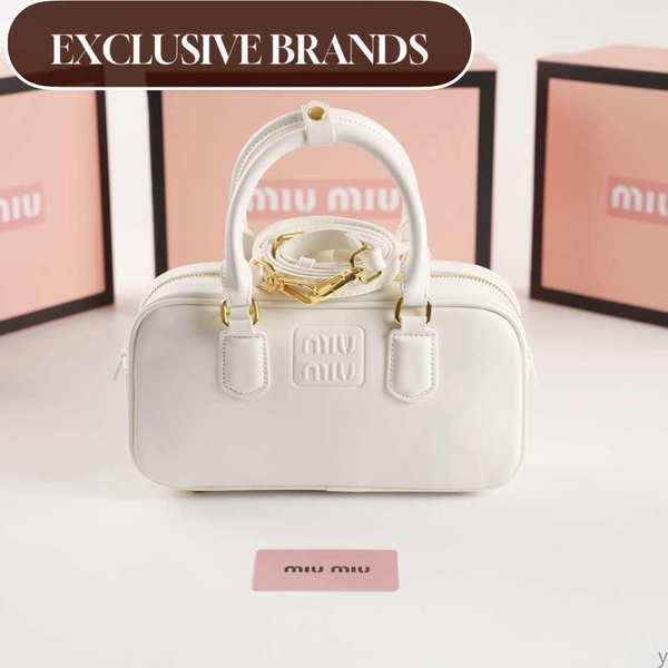 Miu Miu Сумка - купить с доставкой по выгодным ценам в интернет-магазине OZON (1578414179)