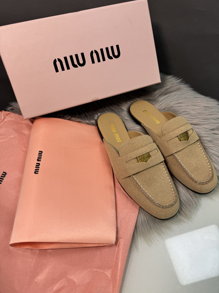 Туфли Женский Miu Miu Кожа размер 40 Танкетка лодочки Италия Без застёжки Круглый нос купить C