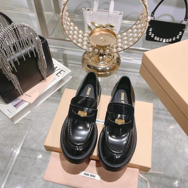 Лоферы Женский Miu Miu черный золотой размер 34 Толстый каблук На