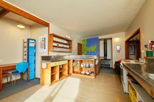 Отель Dolphin Lodge 4*, (Каикоура) , цены на номера от 5170 руб, отзывы ...