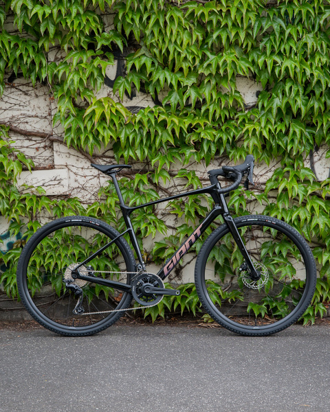 Giant Велосипед Шоссейный, Giant: велосипед: Revolt Advanced 2 - 2025 купить на OZON по низкой ...