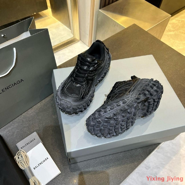 Кроссовки Balenciaga - купить с доставкой по выгодным ценам в интернет ...