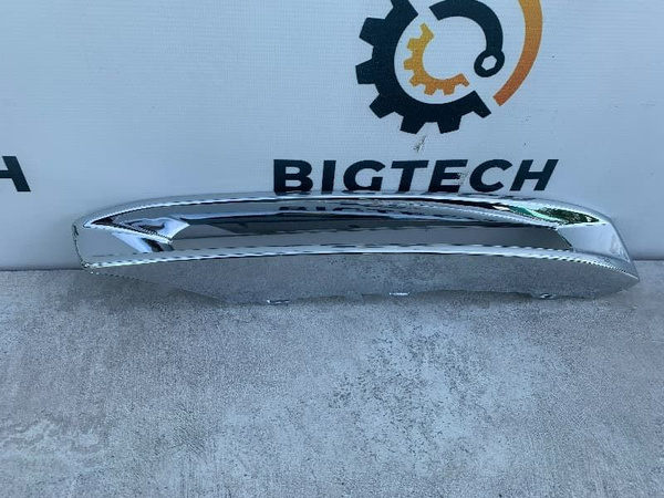 Накладка дневных ходовых огней левая Mercedes Benz GL-Class X166 AMG ...