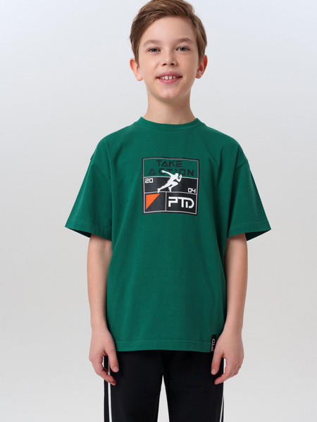 Футболка Мальчики PlayToday зеленый Короткий, размер 134 Трикотаж Буквы и цифры Повседневный ...