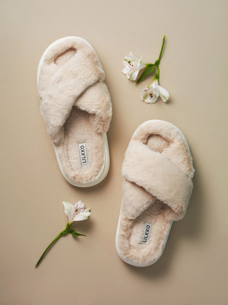 Тапочки LILKKO - купить с доставкой по выгодным ценам в интернет ...