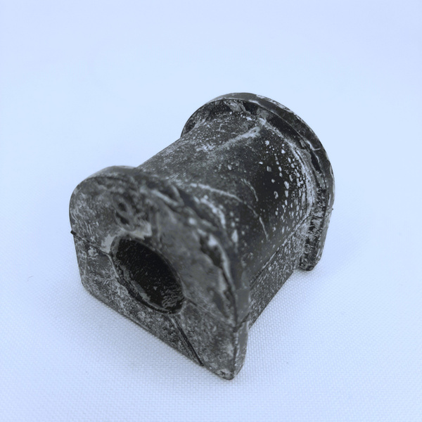 Втулка стабилизатора заднего Toyota 4881812170 - купить по доступным ...