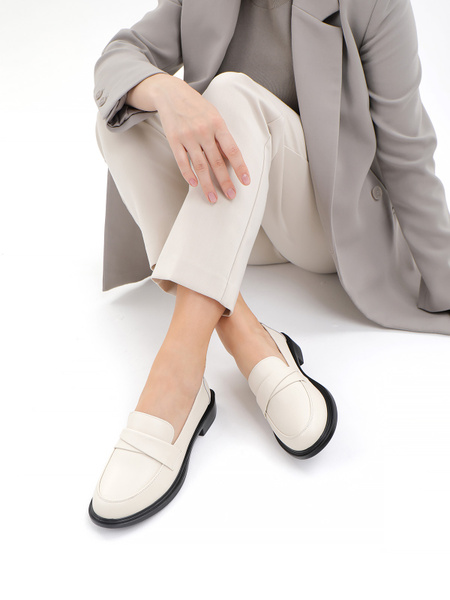 Лоферы Женский Covani бежевый, молочный, размер 41 Стандартный низкий (до 4 см) На любой сезон 7 ...