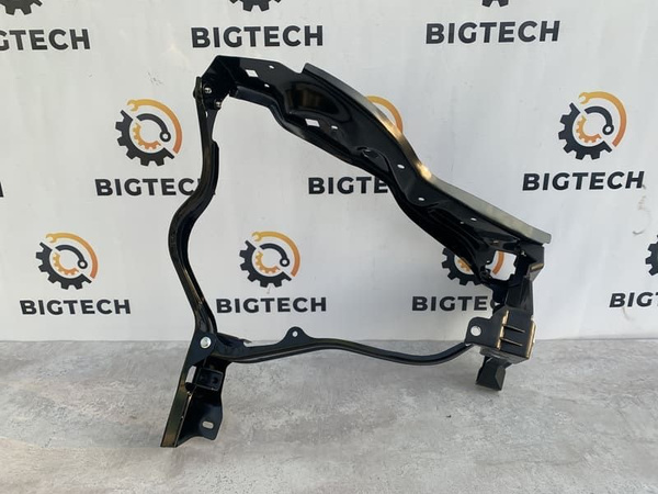 Характеристики BIGTECH Кронштейн фары 1 шт., арт. A2126200500 ...