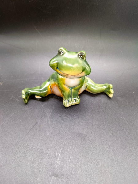 Винтажная советская Статуэтка Лягушка в шпагате фарфор СССР купить по выгодной цене в