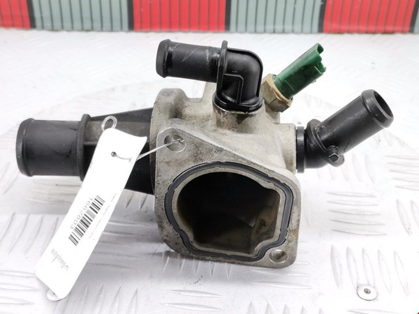 Корпус термостата 55182499 55224023 для Opel Corsa C (с пробегом ...